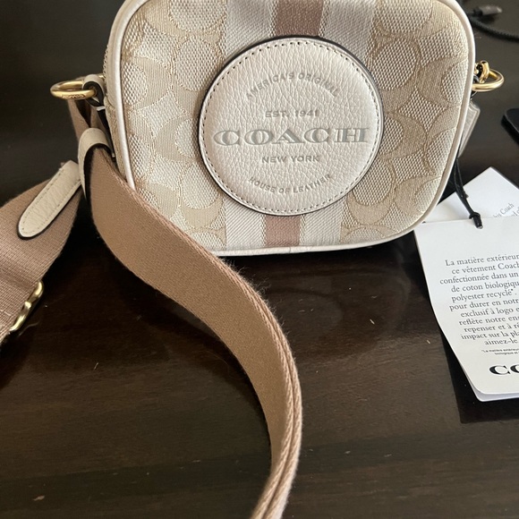 Coach | Bags | Coach Tan And White Crossbody Bag With Signature Pattern ...